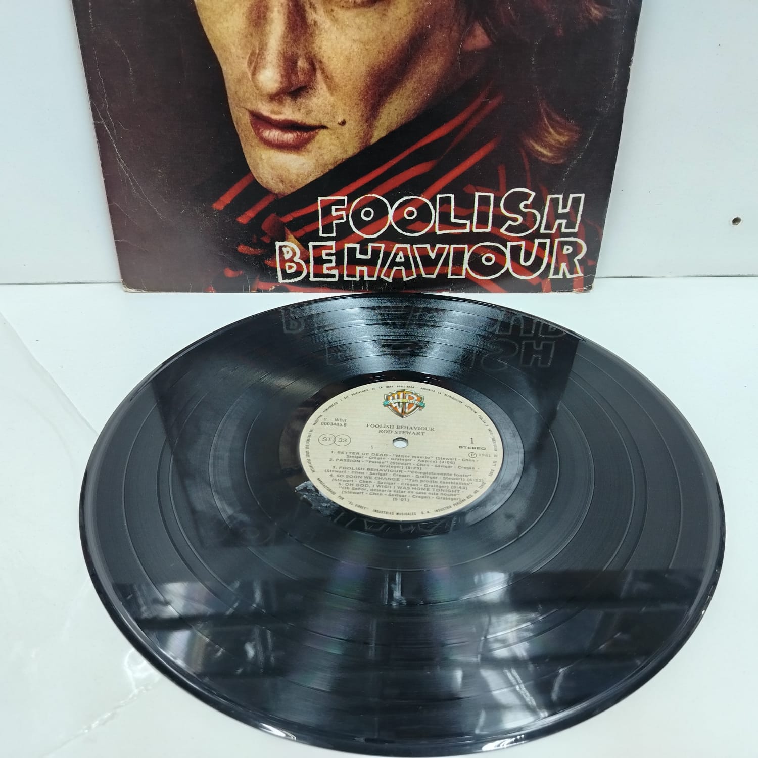 ROD STEWART – Foolish Behaviour (LP EPOCA) % | Central Vinilo Music Store